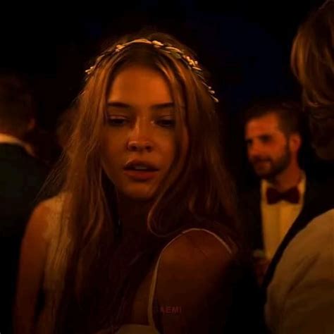 𝐬𝐚𝐫𝐚𝐡 𝐜𝐚𝐦𝐞𝐫𝐨𝐧 ⊹