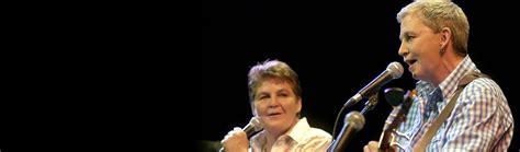 The Topp Twins Nz Music Hall Of Fame
