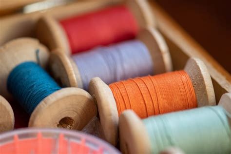 Comment Régler Le Problème Du Fil Qui Boucle Sur Une Machine à Coudre