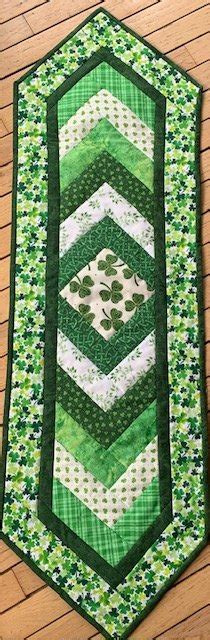 Braided Table Runner Kit With Shamrock Fabric