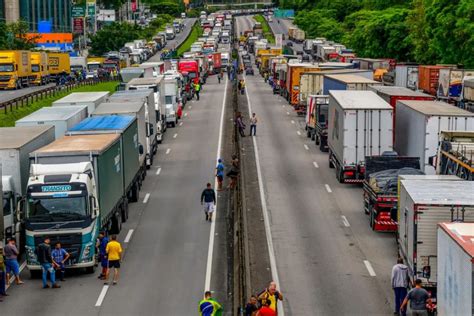 Caminhoneiros Acabam De Bloquear Mais De Rodovias Do Brasil Brasil Do Dia