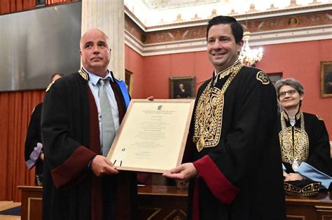 Επίτιμος διδάκτορας του πανεπιστημίου Αθηνών αναγορεύτηκε ο Ανδρέας