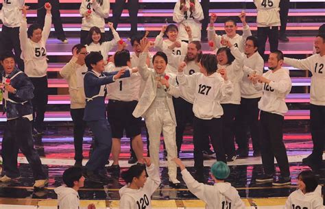 第74回紅白歌合戦熱唱する三山ひろし撮影藤山 由理 スポニチ Sponichi Annex 芸能