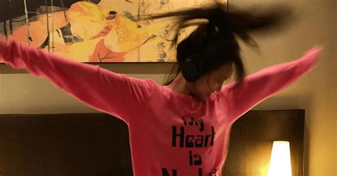 Naeun Shares Cute And Sexy Photos Of Herself Wearing Pajamas In Bed Koreaboo