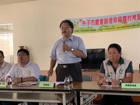 少年虎將 陳怡岳 民眾昨日發現田裡有秋行軍蟲與蔡易餘