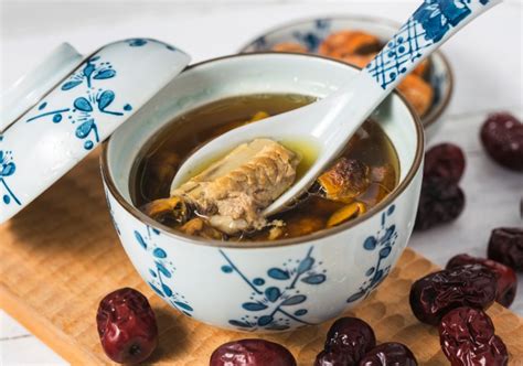 冬天吃補有學問！四神湯、十全大補湯、當歸羊肉湯，中醫教你正確進補法 健康遠見
