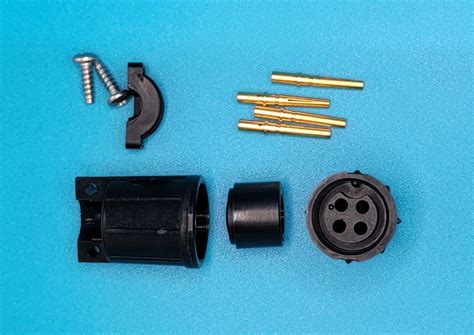 Conxall 04 Terminal Reverse Sex Receptacle