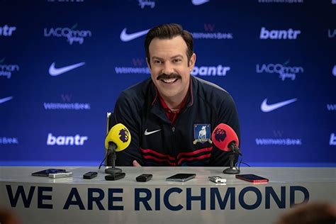 Onde Assistir A Ted Lasso Relembre Elenco E Temporadas Da Série