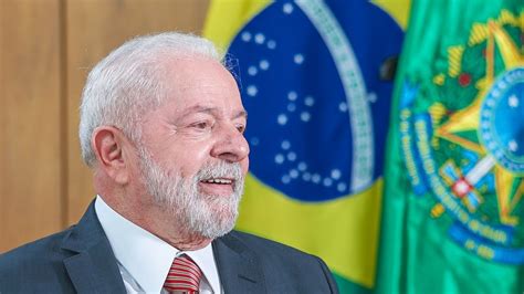 Lula seria reeleito em cenários contra bolsonaristas mostra pesquisa