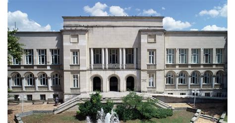 1700 лв заплата си гласуваха общинските съветници в Добрич