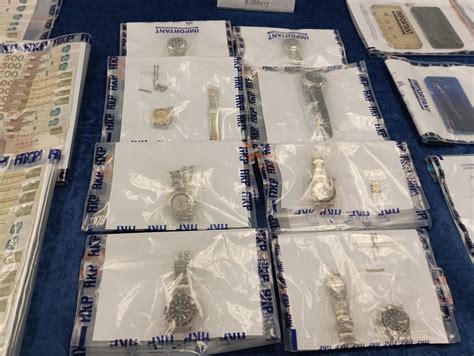 Hong Kong Police Arrest 9 Alleged Gang Members Over Hk7 Million Watch