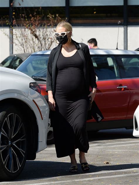 Pregnant Ashlee Simpson At Gelsons Market In Los Angeles Hawtcelebs