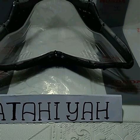 Mika Lampu Atau Mika Reflektor Depan Sonic 150 R Lazada Indonesia