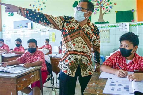 Kurikulum Merdeka Kini Guru Bisa Bebas Pilih Perangkat Bahan Ajar