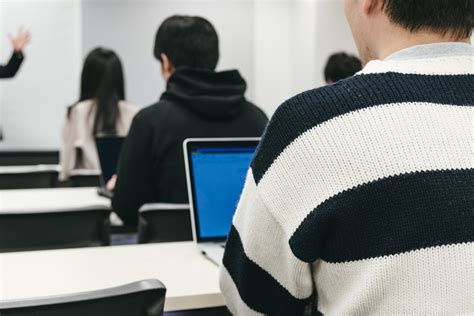 【大学院に通うか迷っている人へ】日本語教師が大学院に進学する「メリット」をシェアします 日本語教師の歩き方