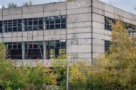Premium Photo Abandoned Building