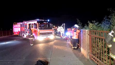 Fatal Accidente En Padre Las Casas 2 Fallecidos Tras Chocar Contra