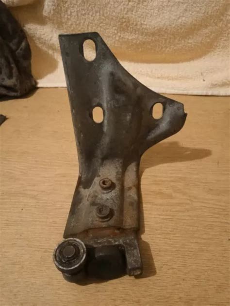 VW TRANSPORTER T25 T3 LHD Lower Sliding Door Bracket And Working