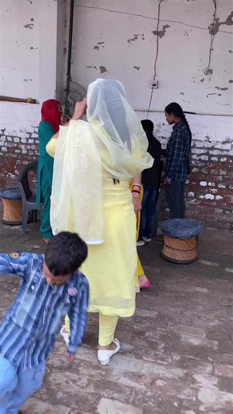 Bhatije Ki Khushi May Dance 💃 Swamit Badesra