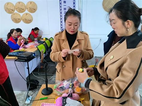 编织技能大提升 骨干培训正当时 崆峒区2022年“巾帼乡村就业工厂”骨干培训正在进行澎湃号·政务澎湃新闻 The Paper