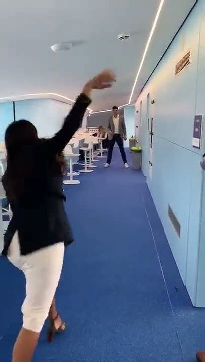 Isa Guha Having Fun In Bbc Sport Studio Short Ytshort Youtube