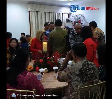 Potret Adu Mewah Rumah Prabowo Subianto Vs Luhut Pandjaitan Dua