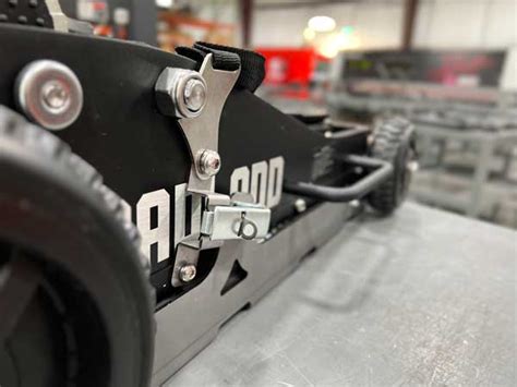 Badlands 3 Ton Jack Mount Barnes 4wd