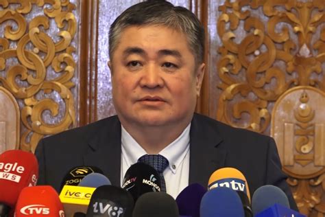 “Эрдэнэс Тавантолгой компани хөрс хуулалтын тендерийн хоёр багцаас 130