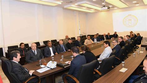 Vali Tavlı Muhtar Dernek ve Federasyonları ile bir araya geldi