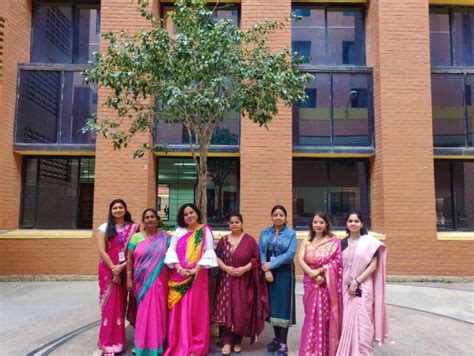 Workmates Pesu Disha Jaiswal