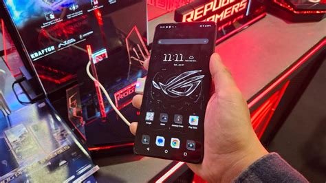 Ini Daftar HP Flagship Android Paling Ngebut Versi AnTuTu April 2024