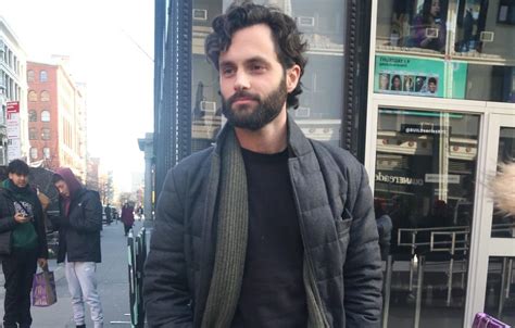 Penn Badgley Stopped Using Alcohol And Drugs While Dating Blake Lively