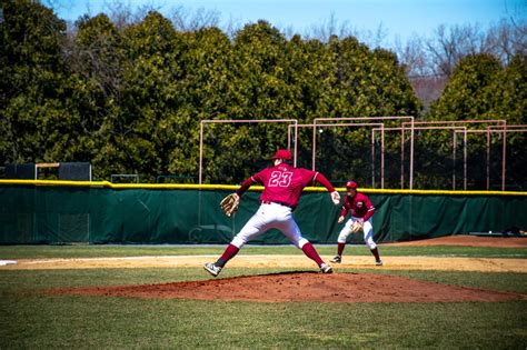 Umass Baseball Suffers Defeat In Each Game Of Three Game Series Against