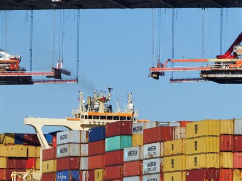04 April 2017 Tugster A Waterblog