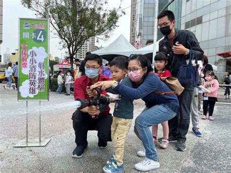 高雄大遠百舉辦小小消防英雄闖關趣