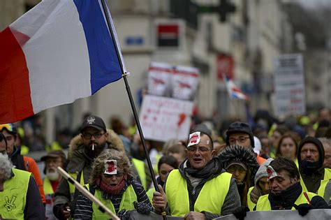 Parlamento francês aprova projeto de lei que pretende Internacional