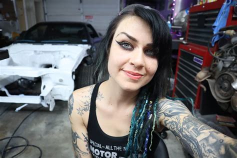 Faye Hadley Biography Net Worth Auto Career And Husband