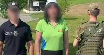Un ucrainean deghizat în femeie a fost prins la hotarul cu România