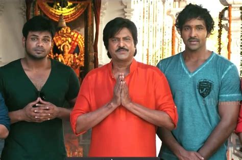 Manchu Lakshmi మనోజ్ రెండో పెళ్లిపై మంచు లక్ష్మి రియాక్షన్ ఆ మాట