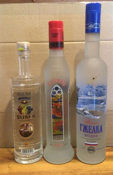3 Fl. Wodka, Vodka ,Grappa! Ungeöffnete | Kaufen auf Ricardo