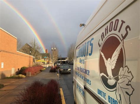 Heres How The Cahoots Mobile Crisis Intervention Team Helps In Eugene