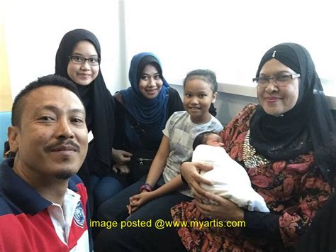 Myartis Com Myartis My Artis 5 Gambar Cucu Datin Patimah And Datuk Yusof Haslam