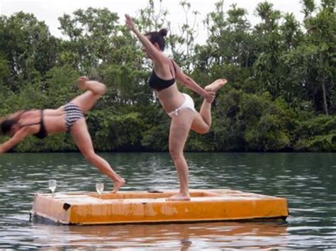 10 Hilarious Yoga Fails Doyou