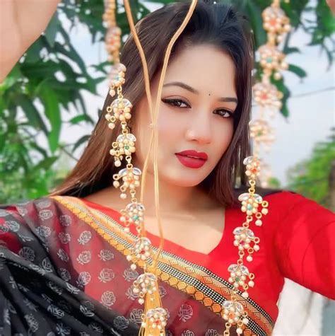 Queen Sonia Sarkar Hp On Reels