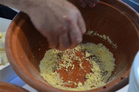 РЕЦЕПТ ИЗ САРДИНИИ: паста fregola с моллюсками и запеченными в духовке ...