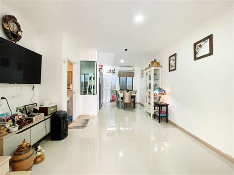 ขาย ทาวน์โฮม เจ แกรนด์ สาทร กัลปพฤกษ์ 130 ตรม 18 5 ตร วา หน้าบ้านไม่ชนใคร จอดรถได้ ซอยสั้น