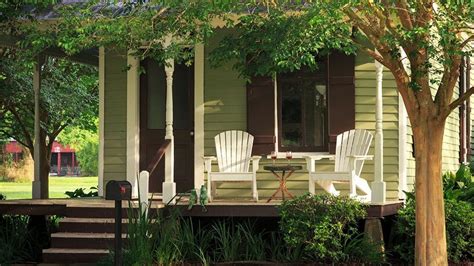 6 Things That Make The Front Of Your House Look Woefully Outdated