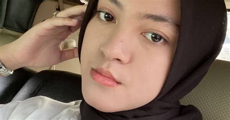 Konten Dari Celcia Gustina Kumparan