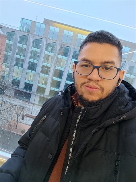 Leonardo Cunha Medium