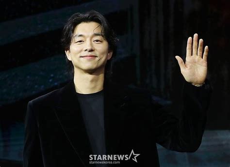 나의 아버지 그리고 박정희 공유의 가장 멋진 男 비상계엄 여파에 끌올 [스타이슈][종합]